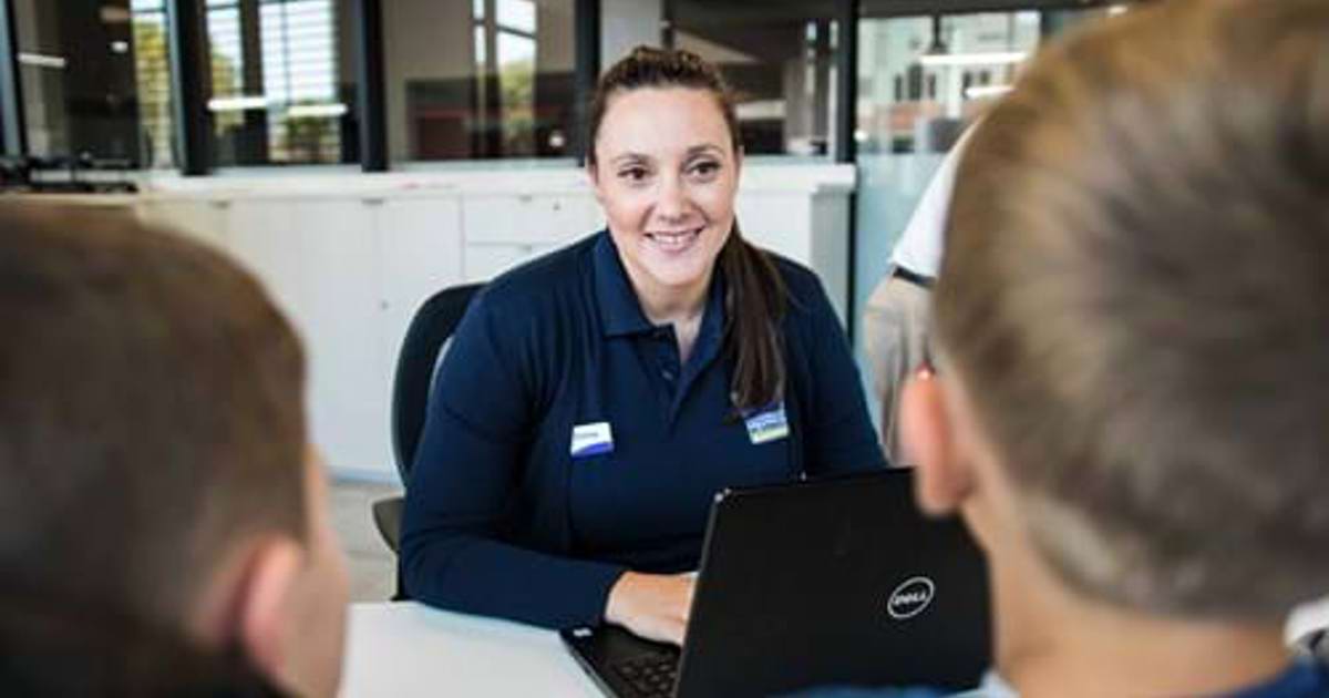 Five tips to improve customer service | Storage King