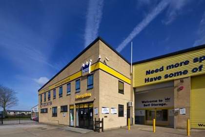 Conveniently Located Storage Facility in Cambridge | Storage King