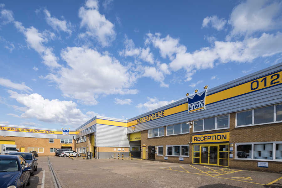 Self Storage Units in Bedford, Bedfordshire - Get a quote | Storage King