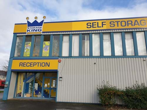 Self Storage Solutions for Households in Mitcham | Storage King
